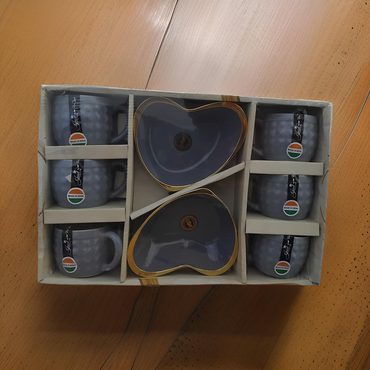 AM3052 Valentino ️ 4 Piece Cup, 2 Plate A Great Gift That Should Alwa ...
