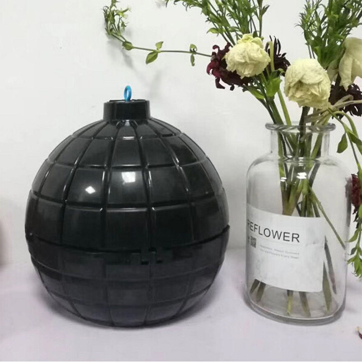 2676 Pinata Bomb Cake used for birthday parties of kids and people ...